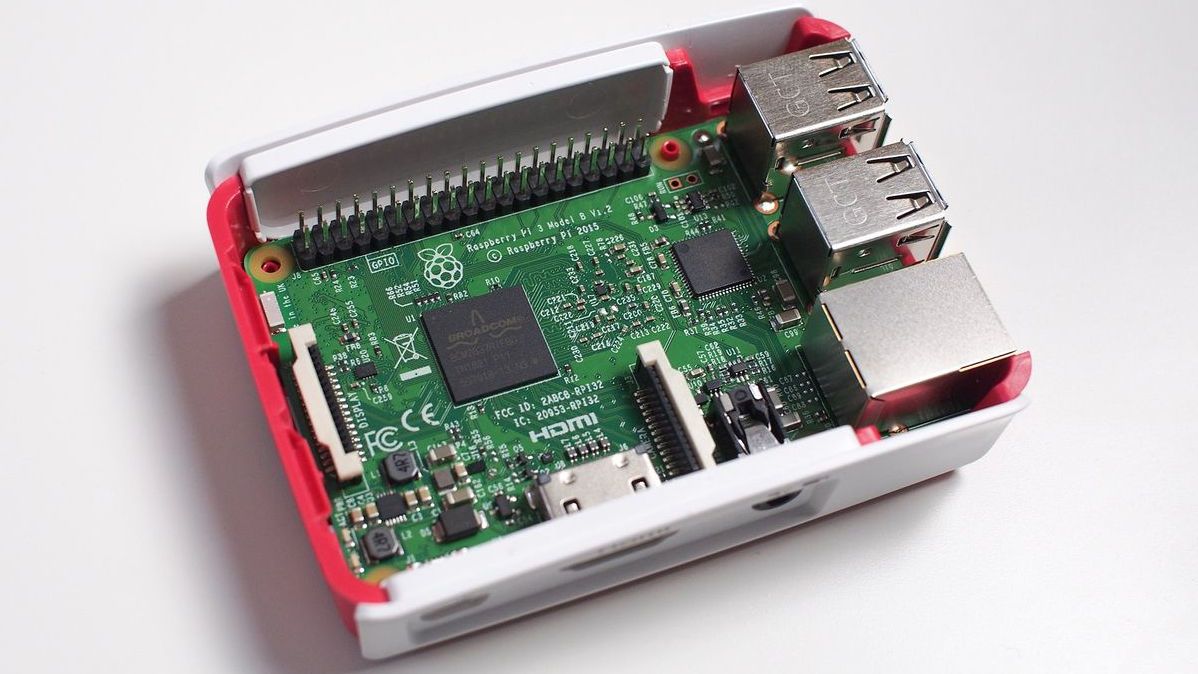 How to set up a headless Raspberry Pi on Windows 11: Flashing the OS ...