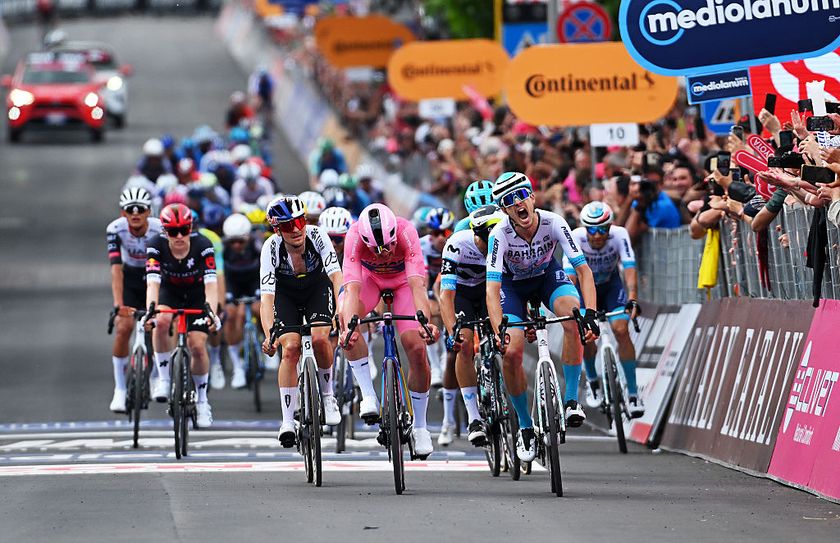 As it happened: GC riders battle out stage 8 in summit finish sprint ...