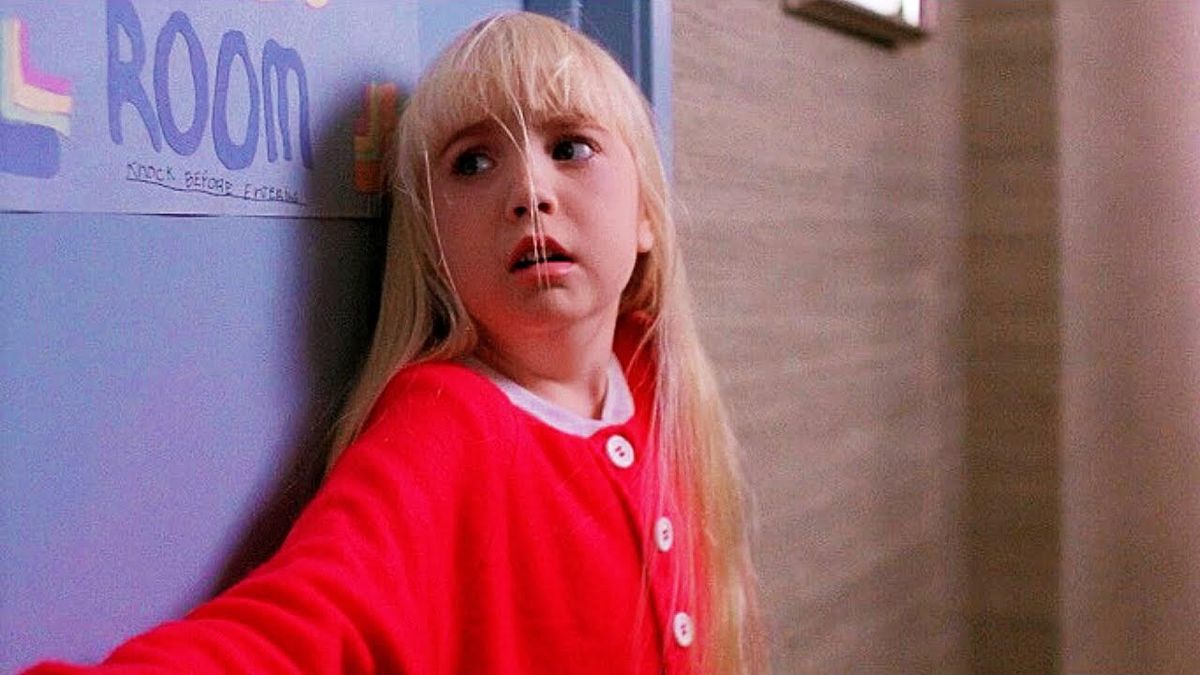 The Poltergeist Curse: Exploring The Horror Franchise's Tragic Real ...