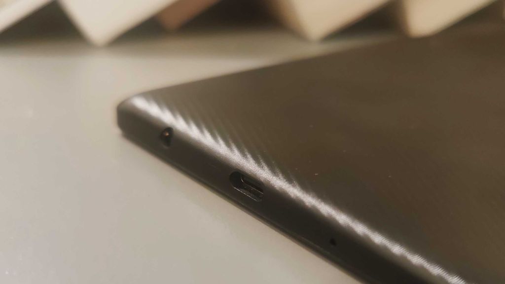 TCL Tab 8 LE review | Top Ten Reviews