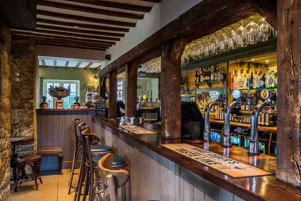 Can a good pub sell a country house? | Country Life
