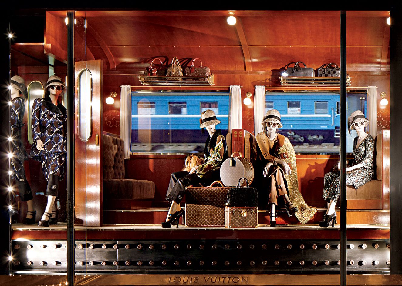 Louis Vuitton Windows : inside Assouline new tome | Wallpaper