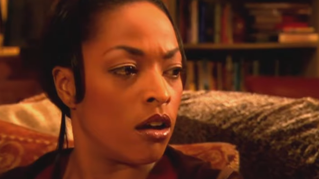 32 Sitcom Wives That Were Honestly Way Too Hot For Their Husbands ...