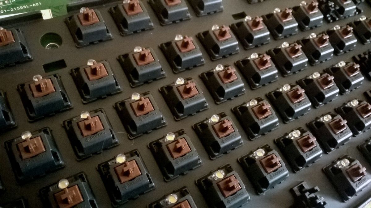 Logitech G610 Orion Brown Switches, Lighting & Keycaps