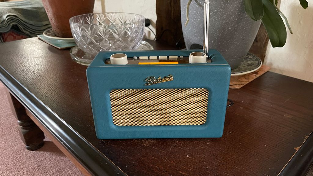 Roberts Revival Uno BT review: solid sound, pleasing looks and useful ...