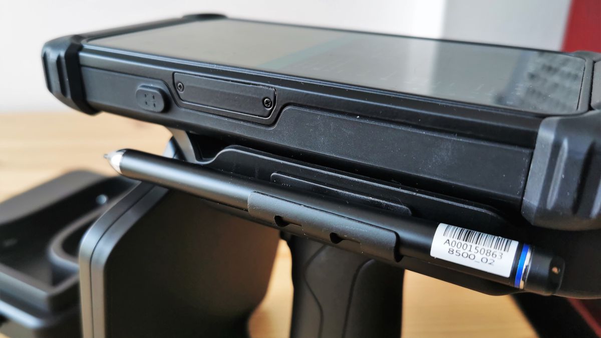 Specifications, performance and verdict - DT Research DT362GL review ...