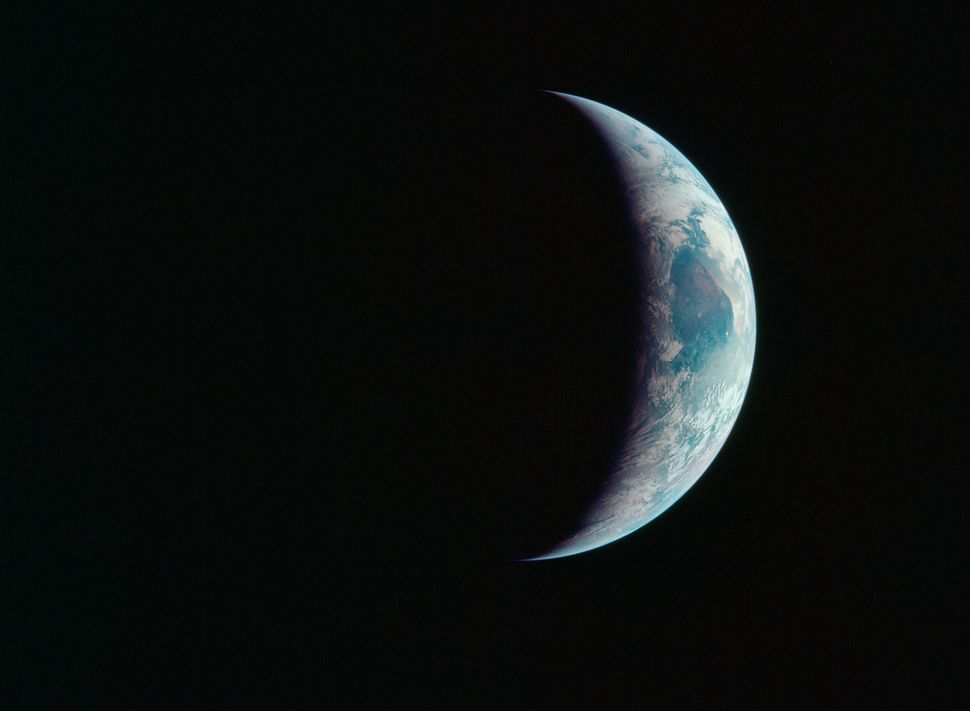 Apollo 11 Flight Log, July 22, 1969: Firing Moonship Engines for Earth ...
