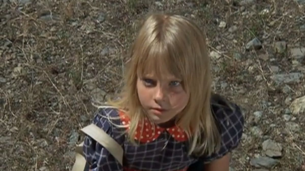 The Wild Story Behind Jodie Foster Being Mauled By A Lion On Set ...