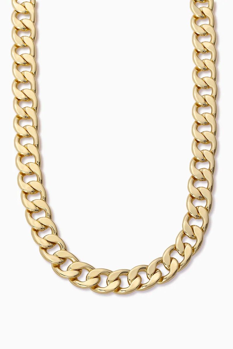 The 26 Best Necklaces for Women to Wear Every Day | Marie Claire