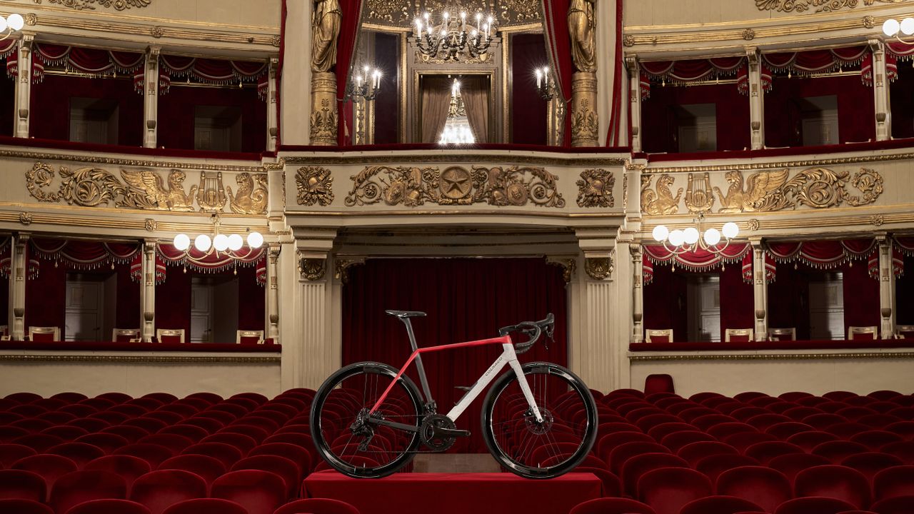 'In an era dominated by monocoque frames, the C72 reaffirms the value ...