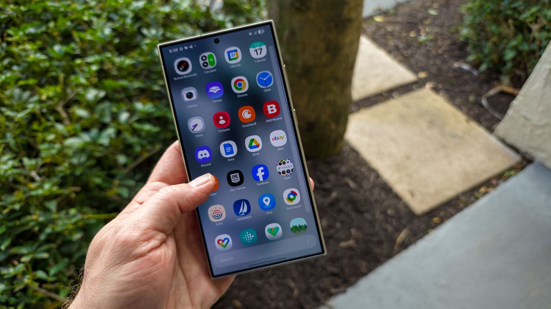 How to change to a vertical scrolling app drawer on One UI 7 | Android ...