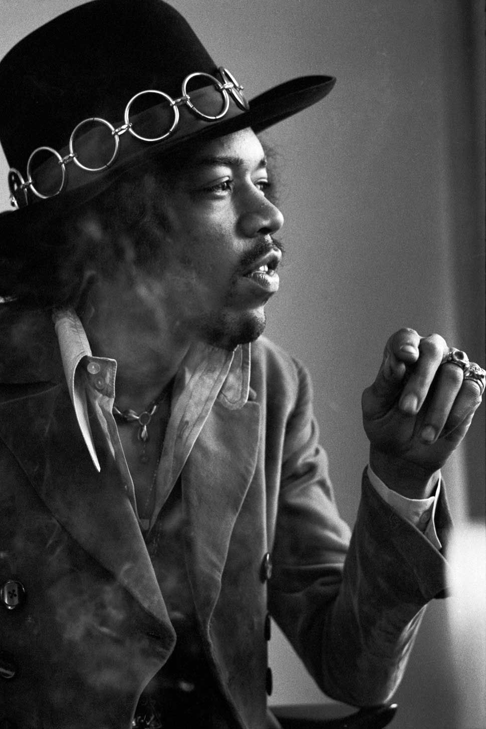 "Everybody was dumbstruck" - how Jimi Hendrix's arrival in London ...