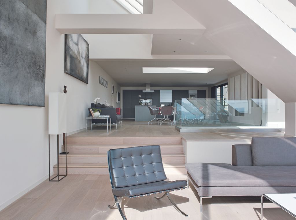 The Barcelona Chair: all you need to know | Livingetc