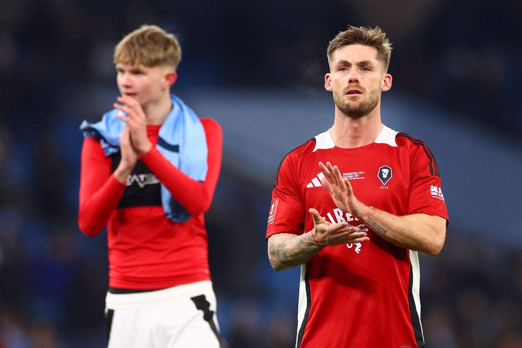 Salford City vote for 'landmark' u-turn - which may upset Gary Neville ...