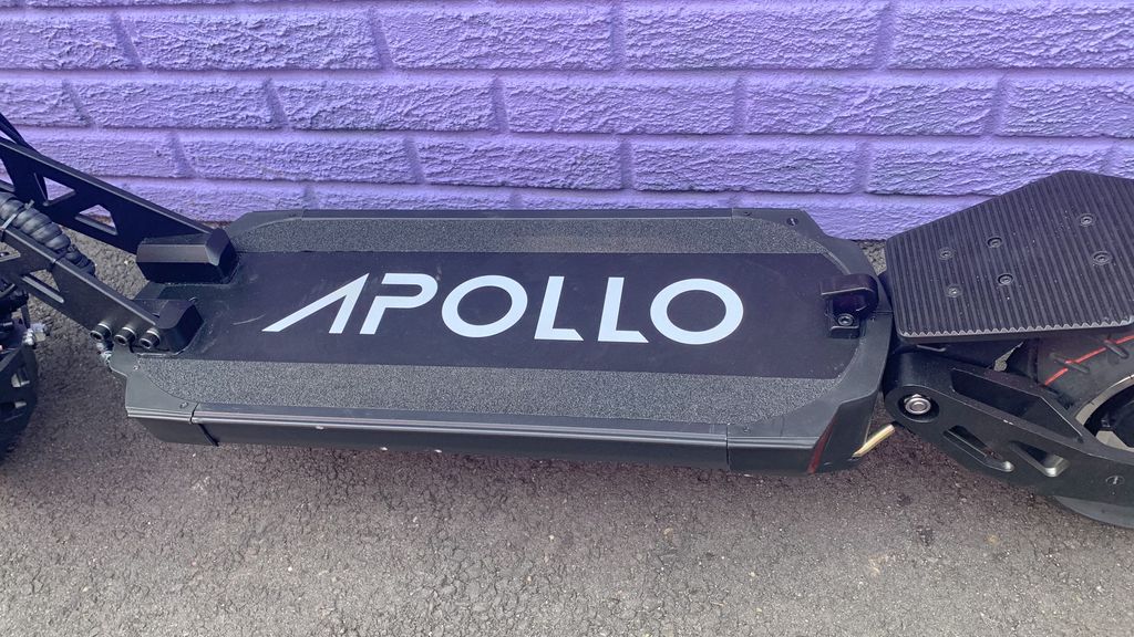 Apollo Ghost electric scooter review: Scary fast | Tom's Guide