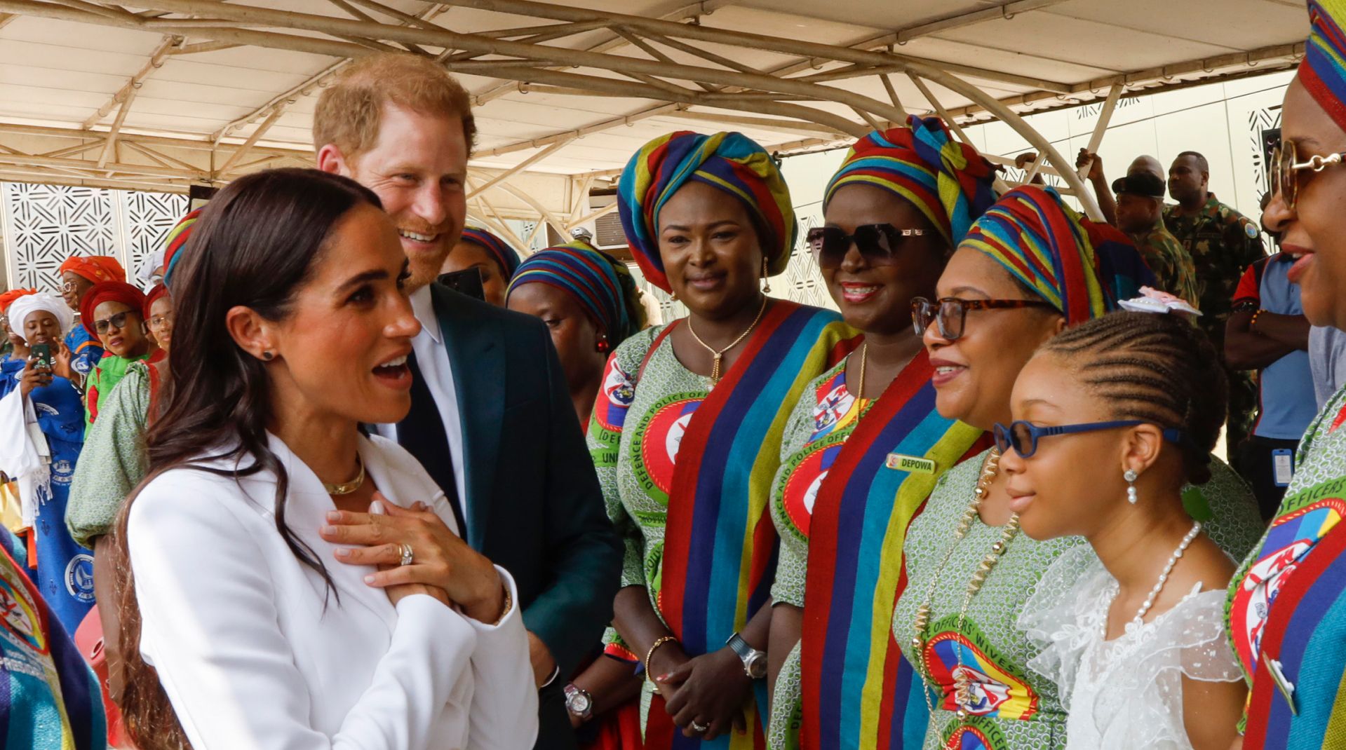 Meghan Markle Receives Emotional Reception From Nigerian Community ...