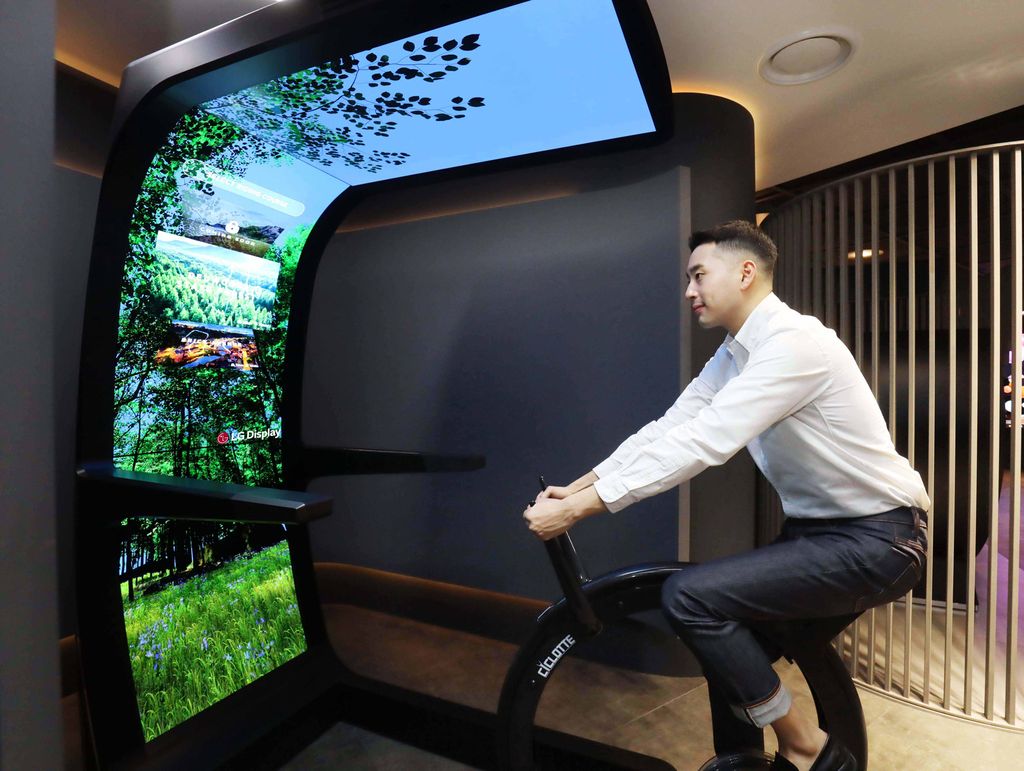 LG is bringing flexible OLED to a wild, rotating easy chair | TechRadar