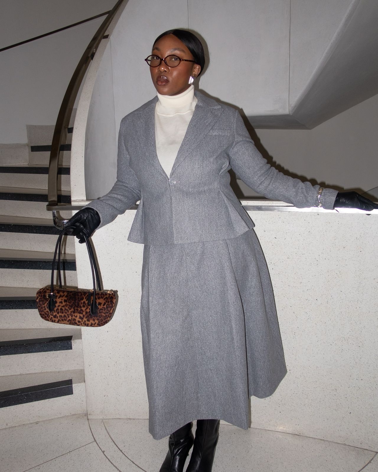 Fashion People Agree—The Grey Suit Trend is Key for Spring 2025 | Who ...