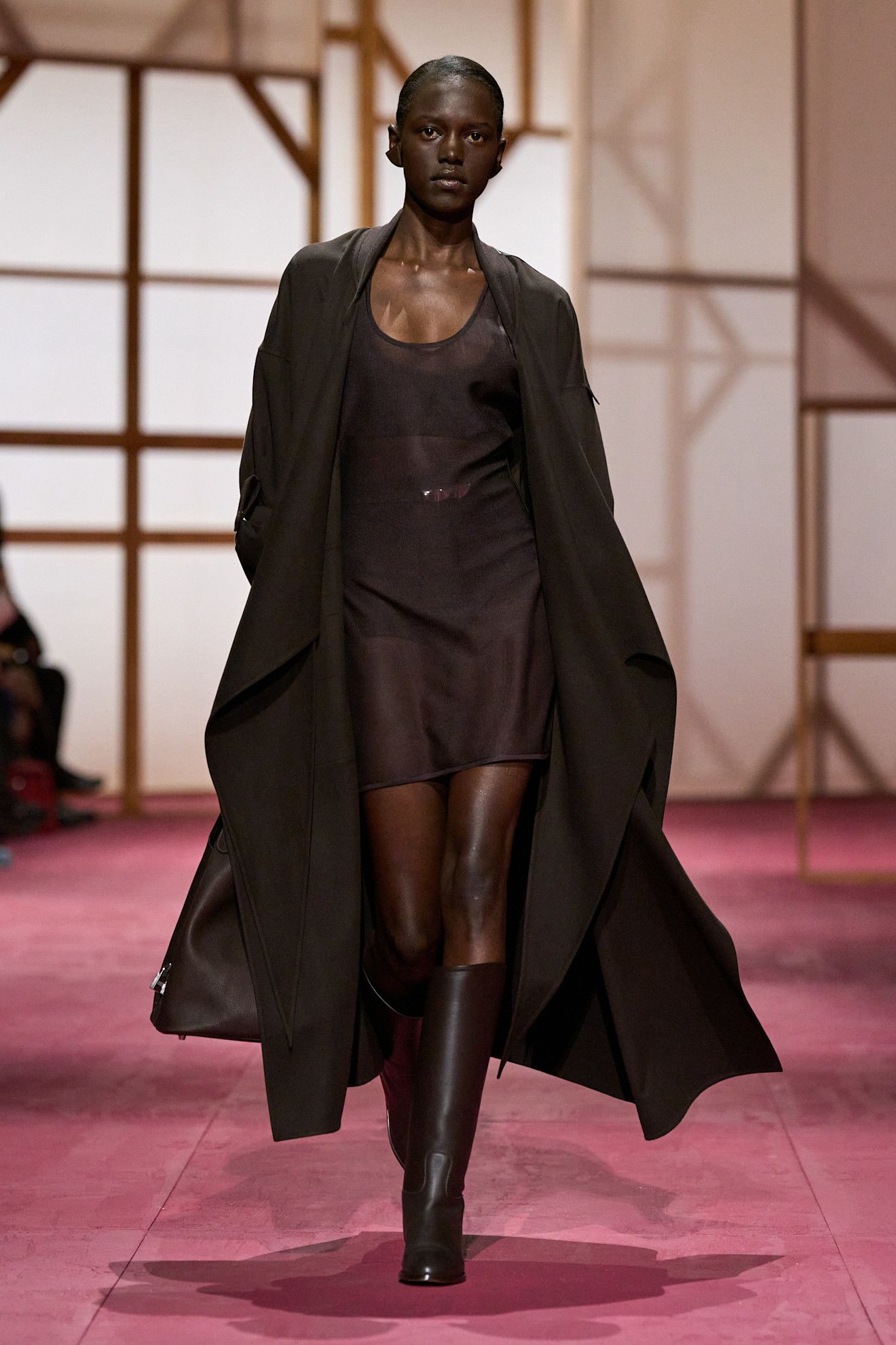 Chic All-Brown Outfits It Girls Love for Spring | Who What Wear