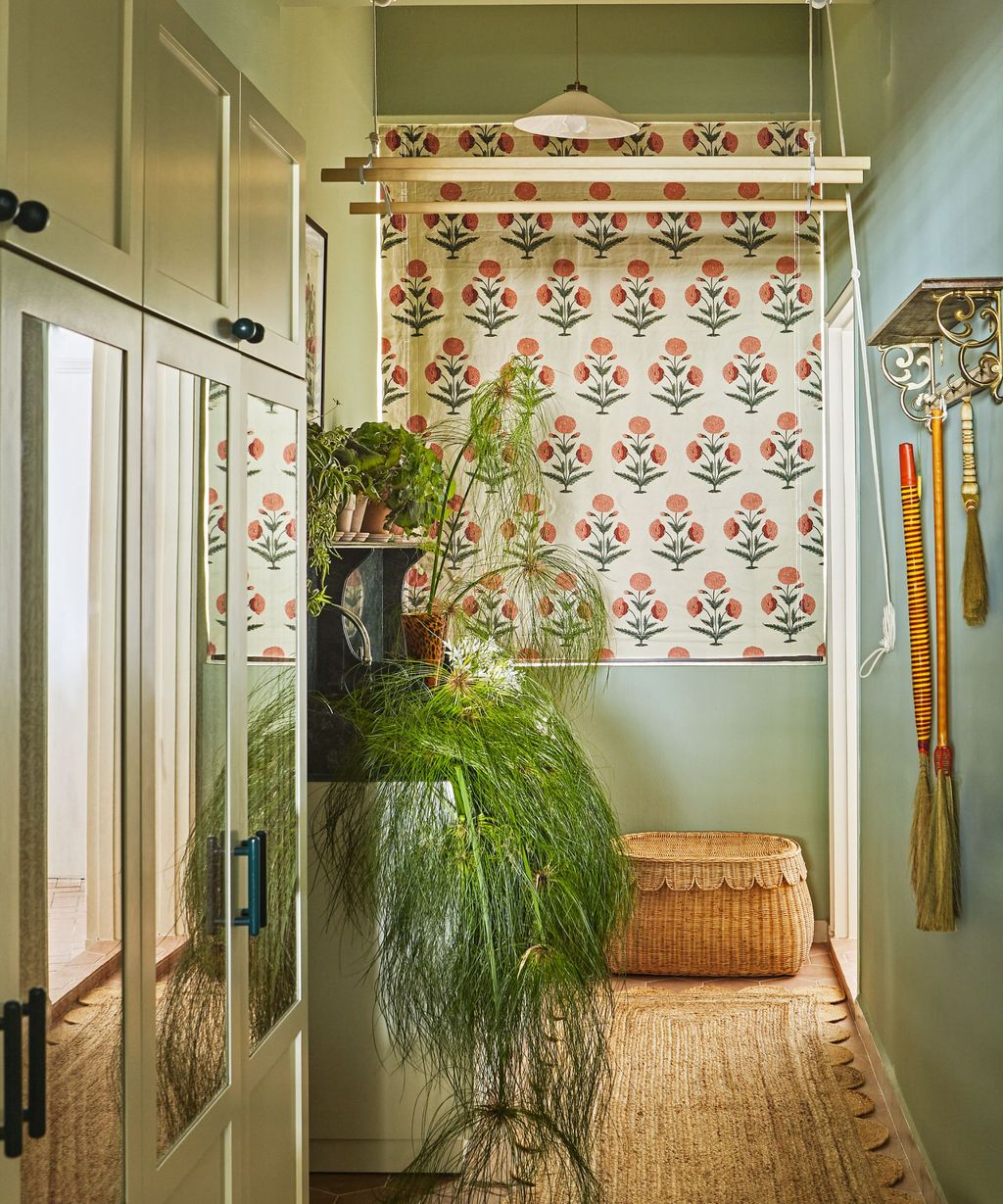 How to dry clothes in a small space: 6 space-saving ideas | Homes and ...