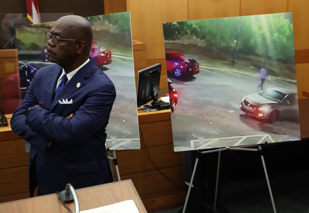 Fulton County DA says officer who shot Rayshard Brooks kicked him while ...