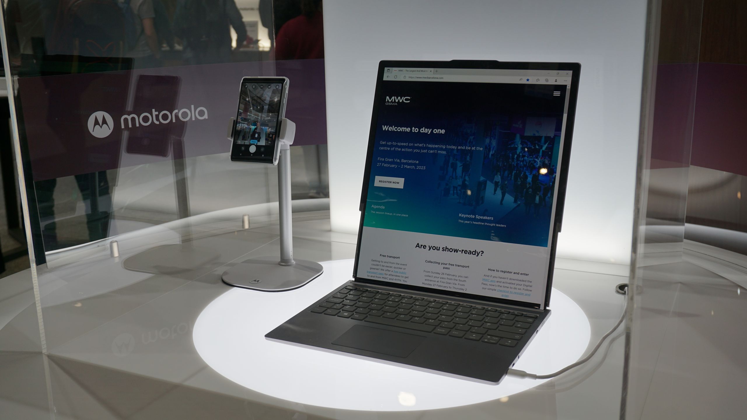 Lenovo’s nieuwe laptop prototype heeft een oprolbaar display | TechRadar