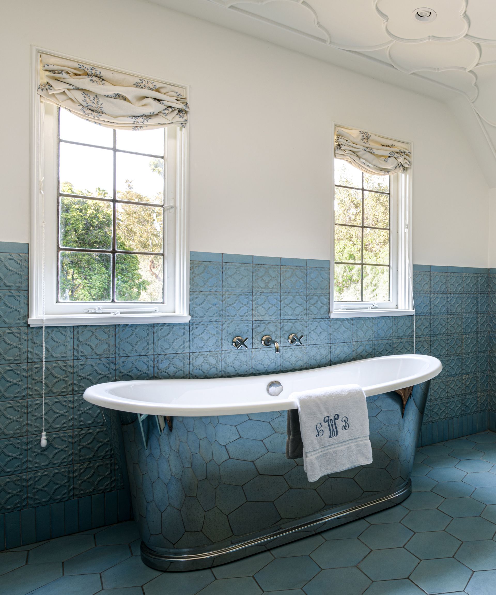 Explore the La La Land house used in the award-winning film | Homes and ...