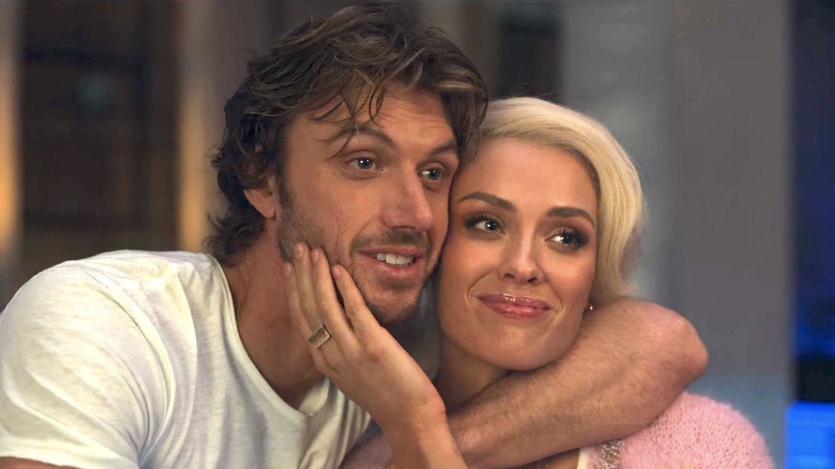 Sex/Life Season 2: Where All The Relationships Stand After Season 2 ...