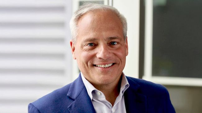 Intel's next CEO could be Lip-Bu Tan, a former member of the board who ...