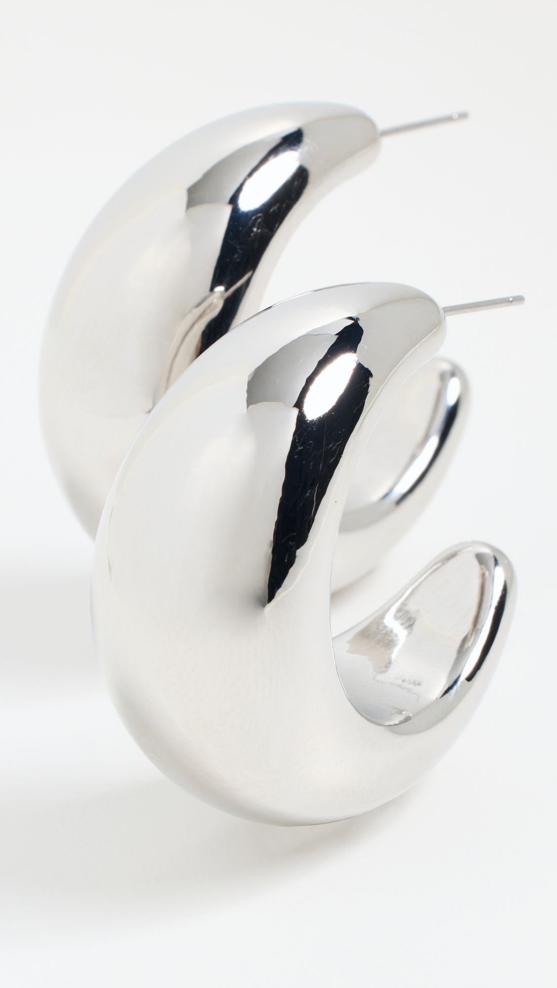 30 Incredibly Chic Pieces of Silver Jewelry | Who What Wear