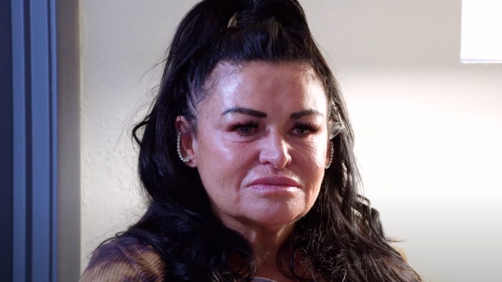 90 Day Fiancé Fan Spotted A Mysterious Hand During Love In Paradise ...