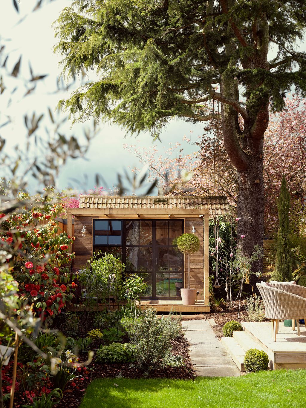 Redesigned 1950s home showcases smart tiles and Scandi style | Homes ...