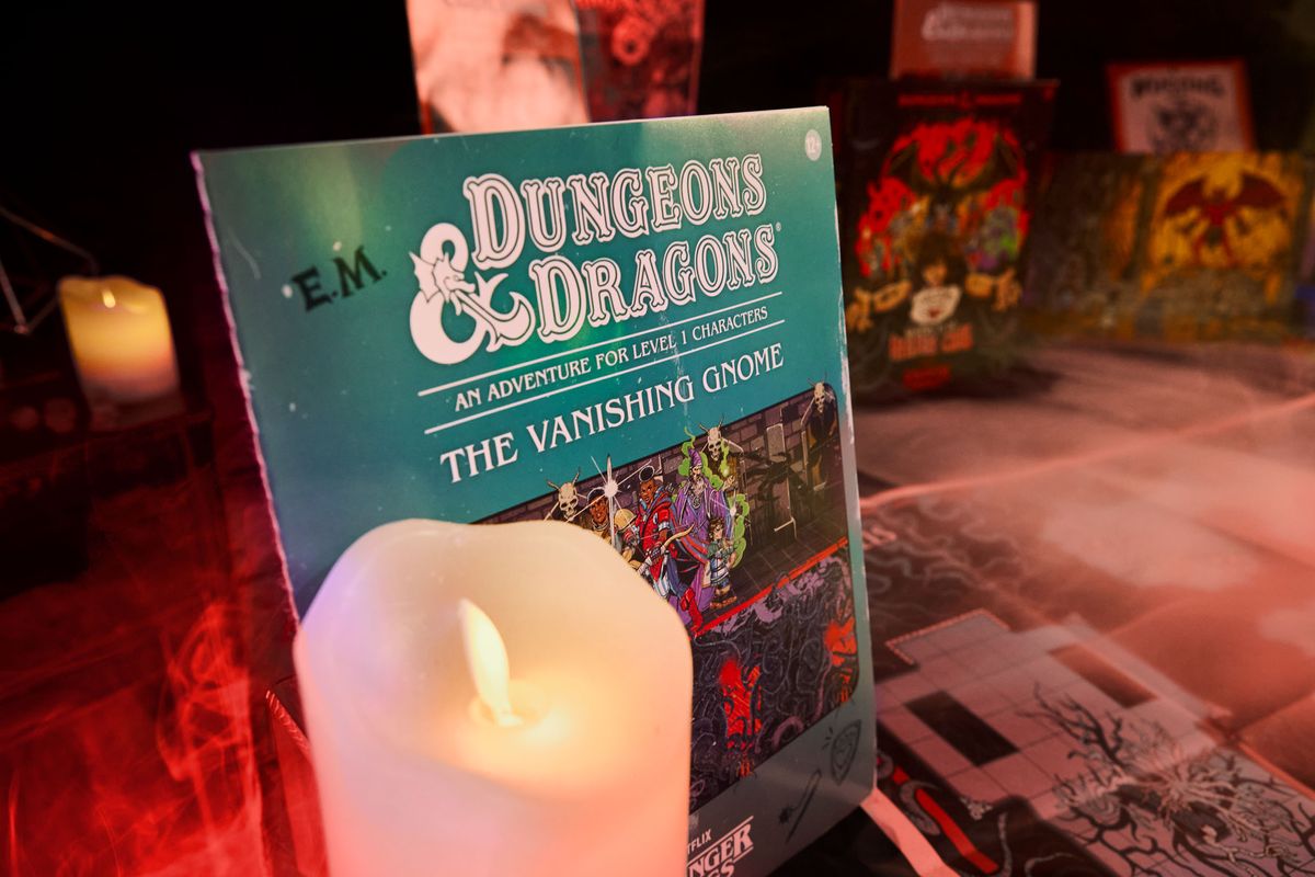 D&D's doing a bundle based on the Hellfire Club from Stranger Things ...