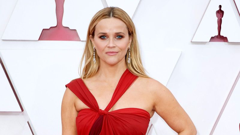 Low-maintenance shrubs: 11 easy-care options for every yard | Homes and Gardens