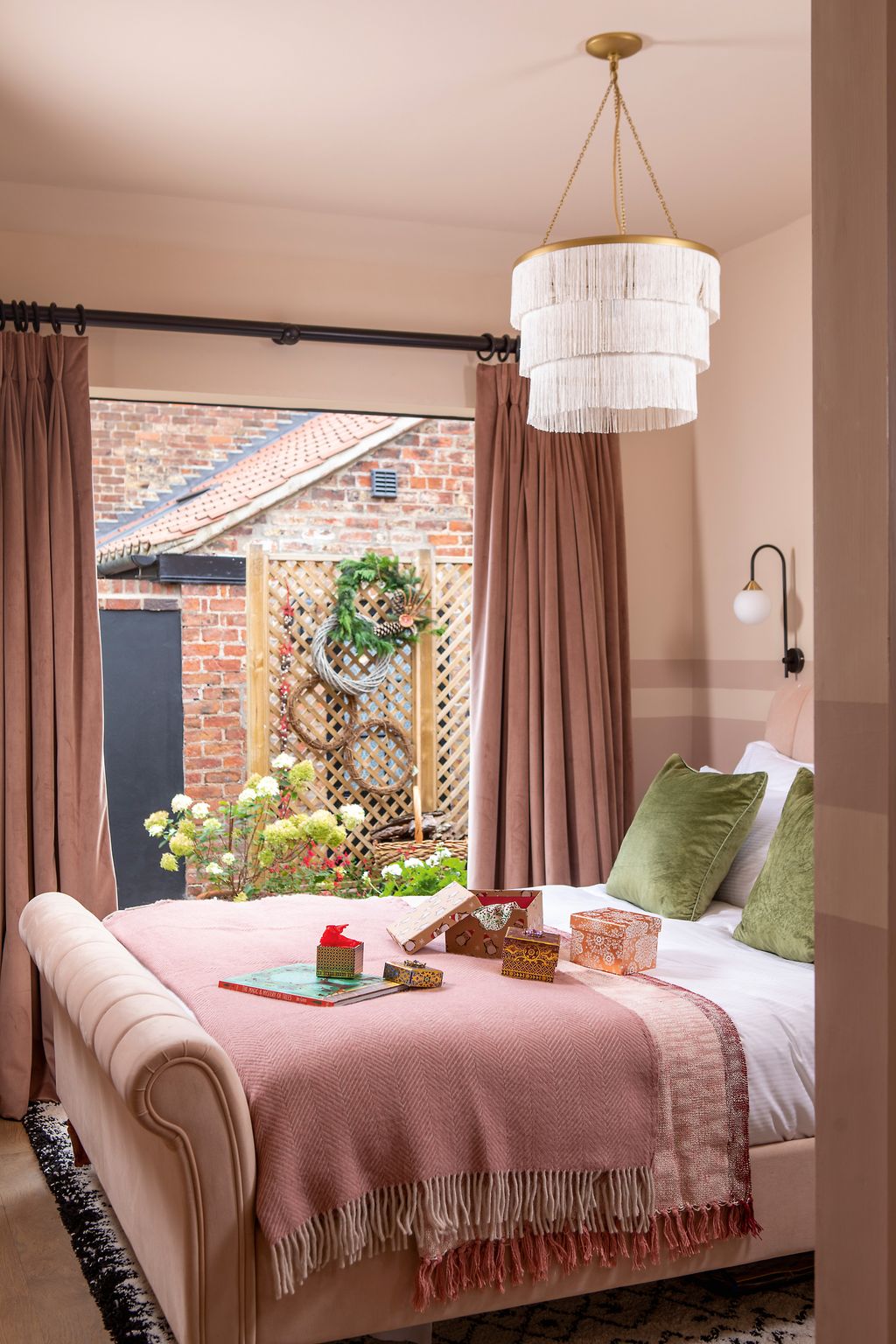 12 romantic bedroom ideas that are perfect for couples | Real Homes