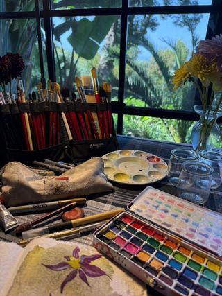 Fashion photographer Johnny Rozsa swaps his camera for a paint brush ...