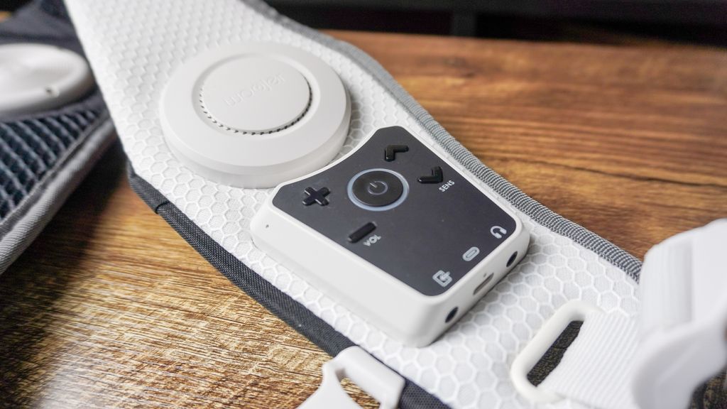 I just tested this VR haptic vest — and it's the best Meta Quest 3 ...