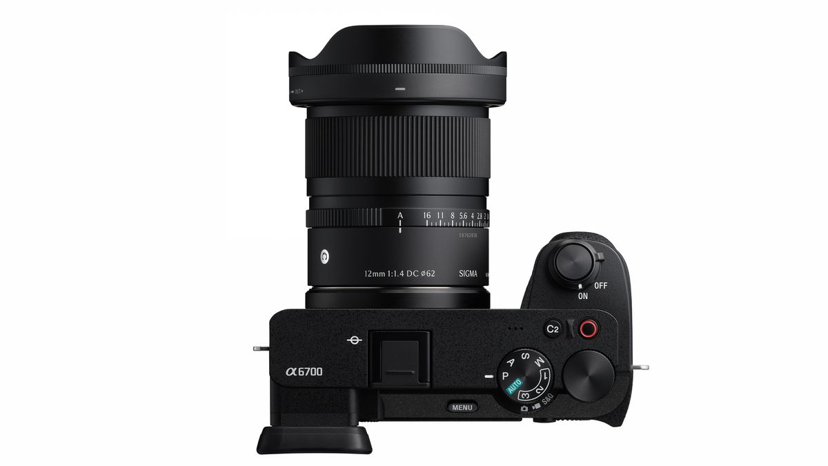 Ultra-wide lenses are a challenge for crop sensor cameras. But this new ...