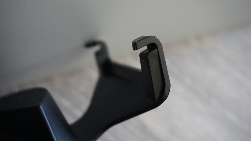 How to attach the PS5 base | Android Central