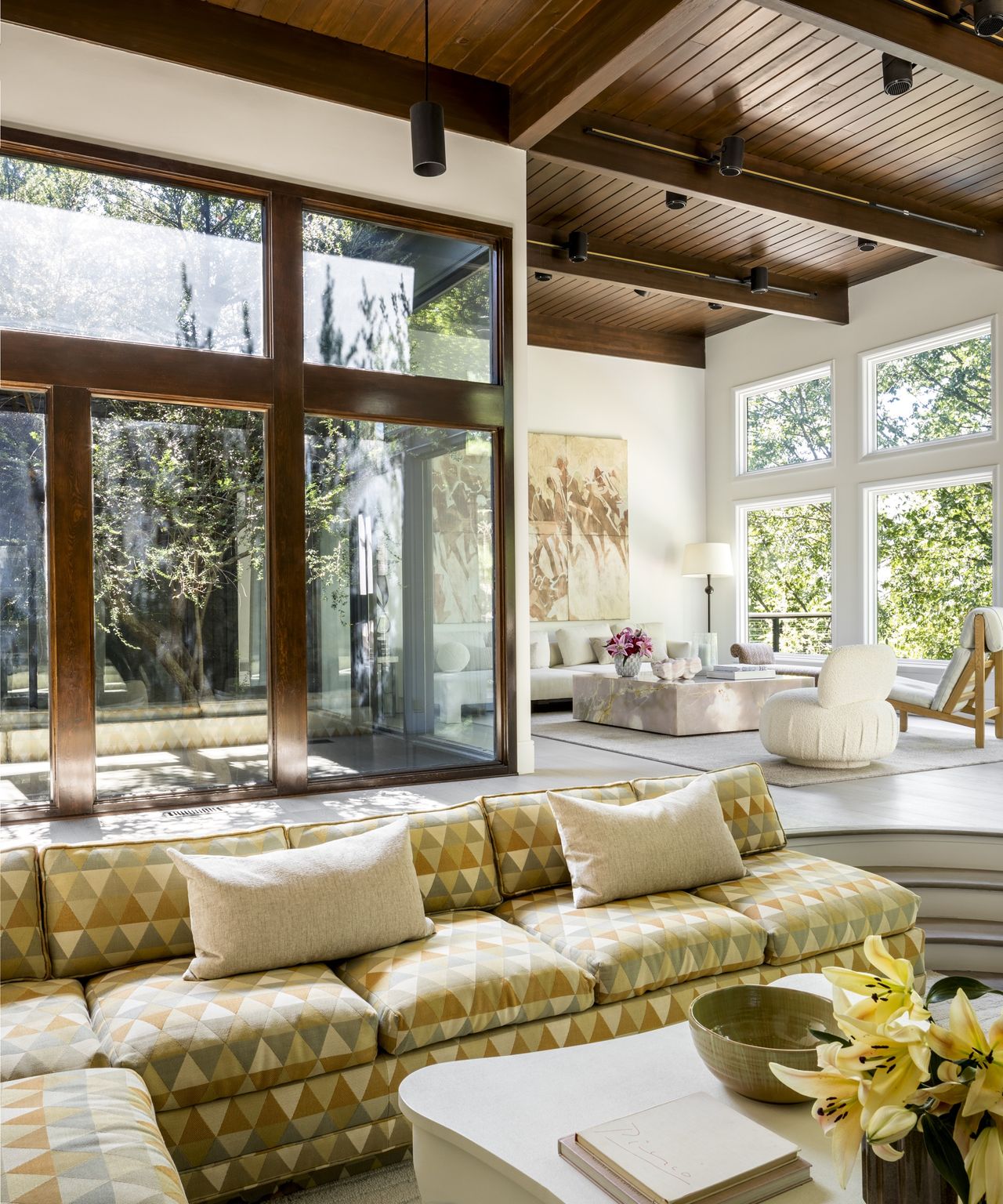 This mid-century modern home is a design love letter to 1970s chic ...