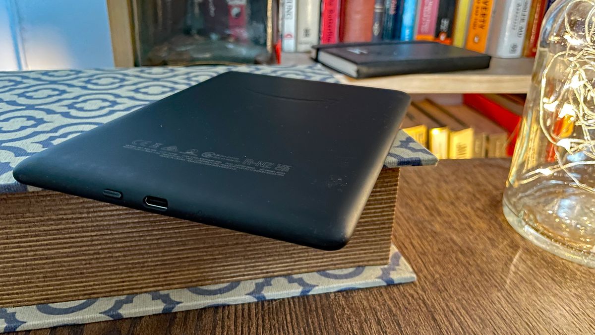 Amazon Kindle Paperwhite Signature Edition (2021) review | TechRadar