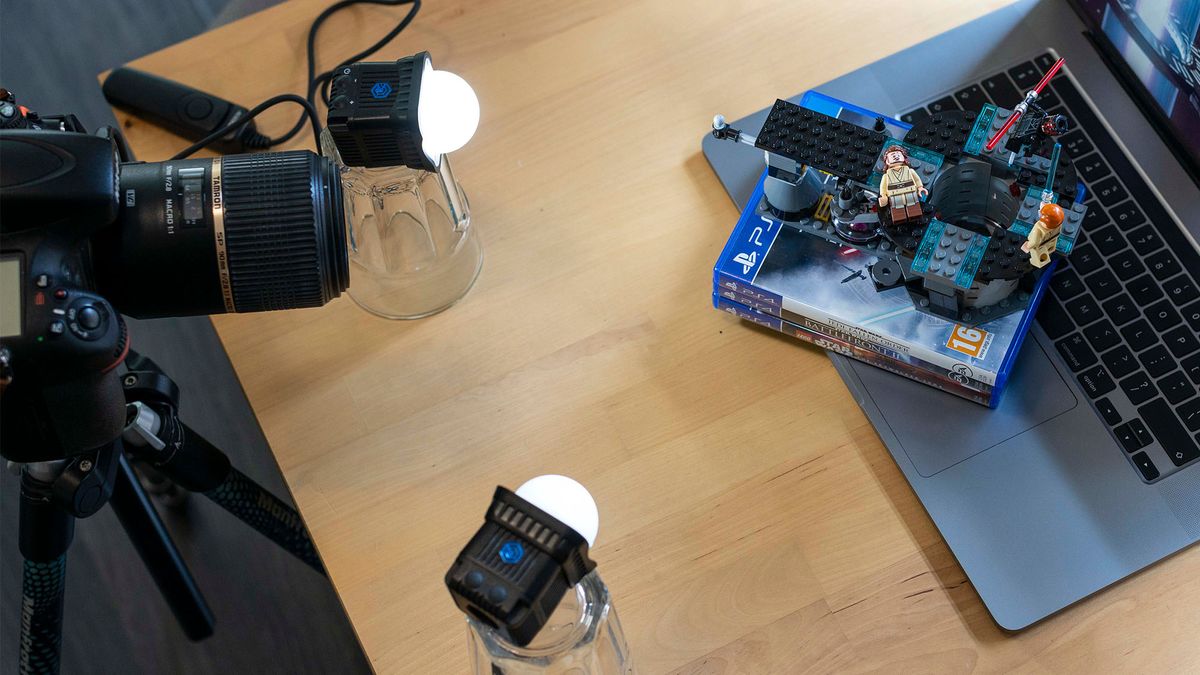 How to create Star Wars effects in Photoshop – add Lightsabers to toy ...