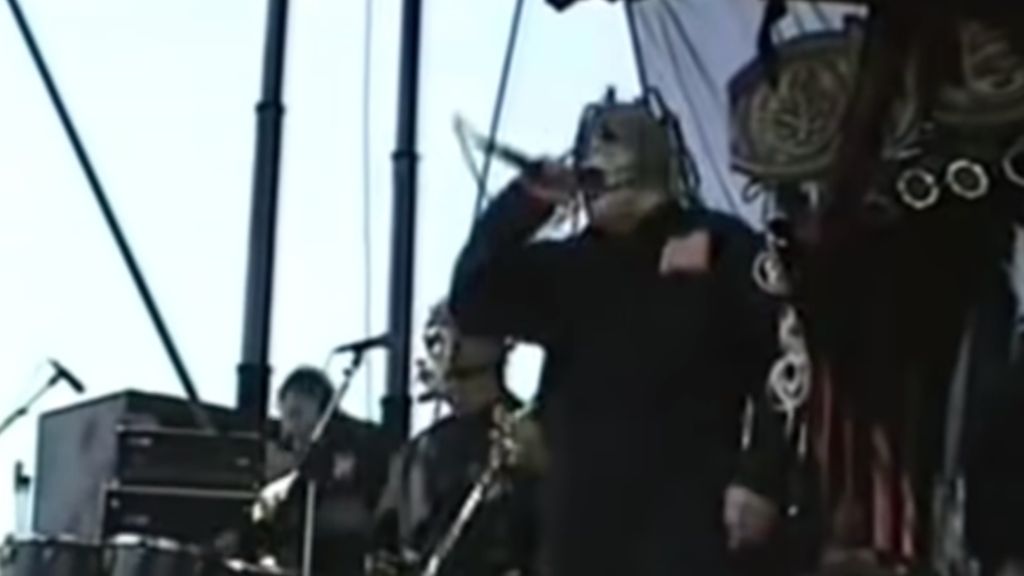 This footage of Slipknot performing at Ozzfest 1999 feels like the ...