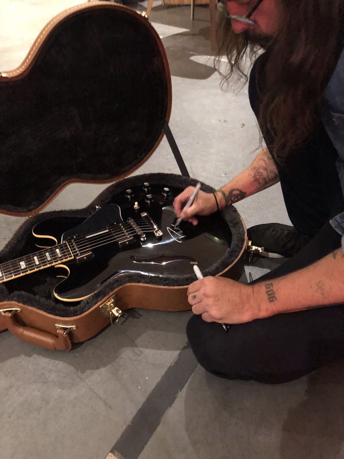 Dave Grohl to Auction Guitars and Other Gear on Reverb.com | Guitar World
