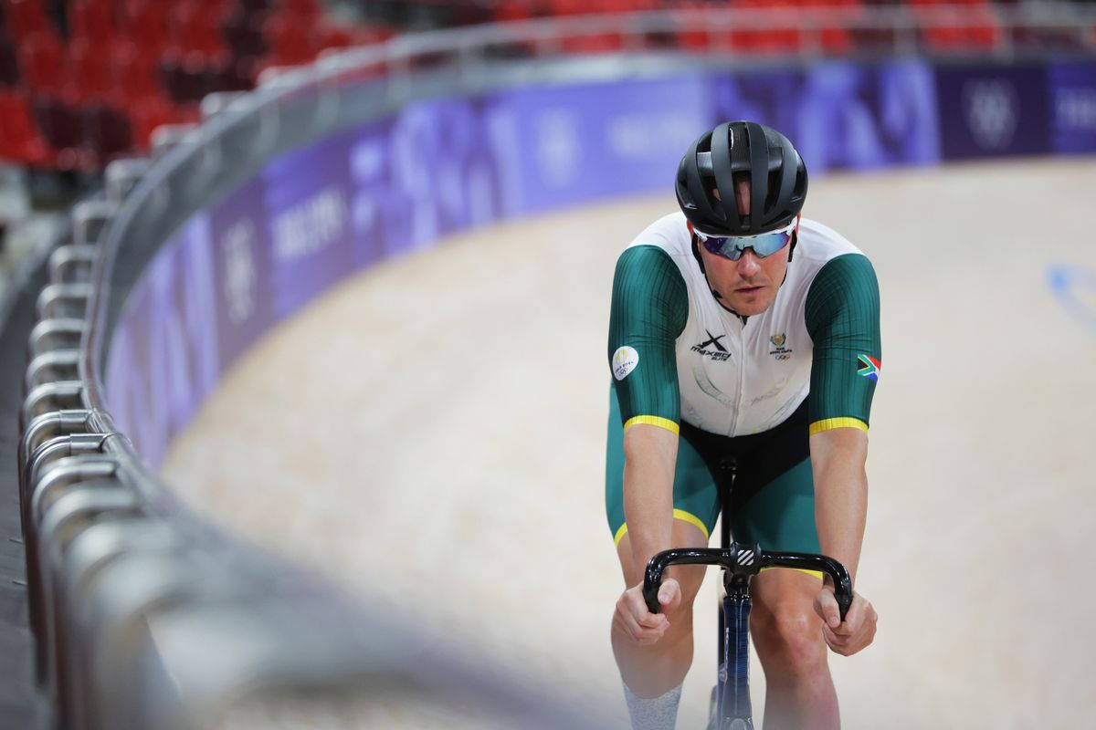 'I slept in a horse barn' - Meet the track cyclist who funded his own ...