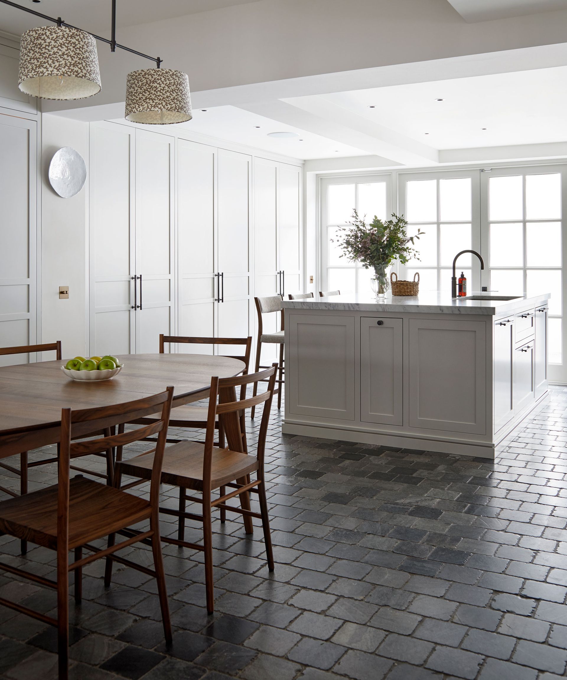 A London townhouse with a calming palette and interesting textures ...