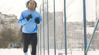 Running in cold weather | Fit&Well