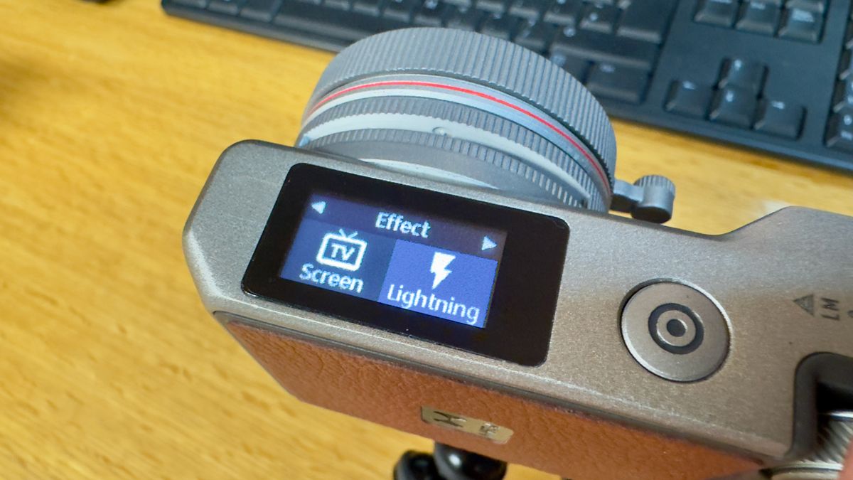 Hobolite Iris review: the Creator Kit is complete lighting system made ...