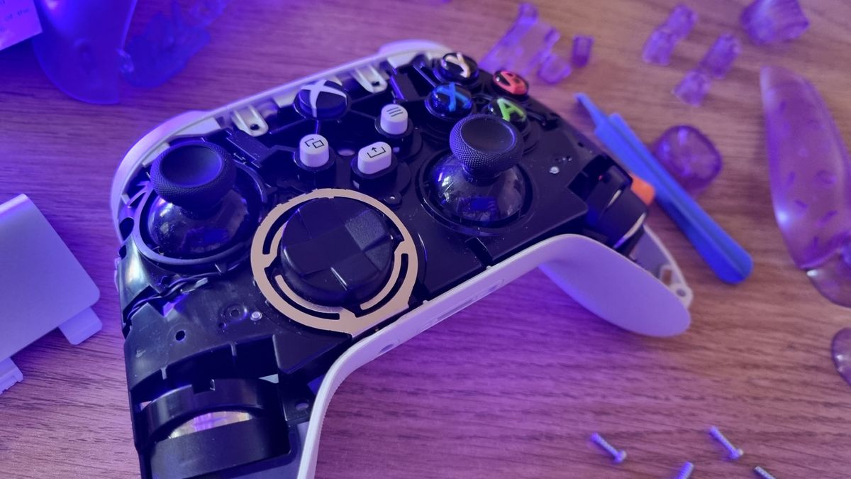 eXtremeRate Xbox controller shells are a cheap and easy way to achieve ...
