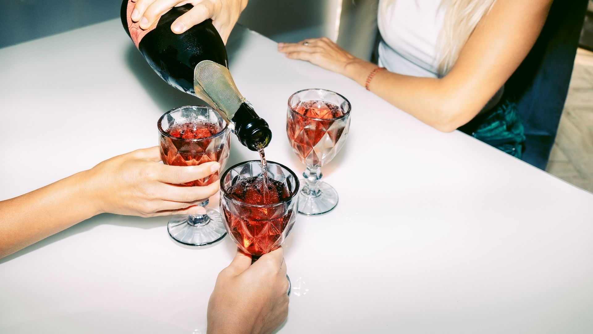 How does alcohol cause cancer? | Live Science